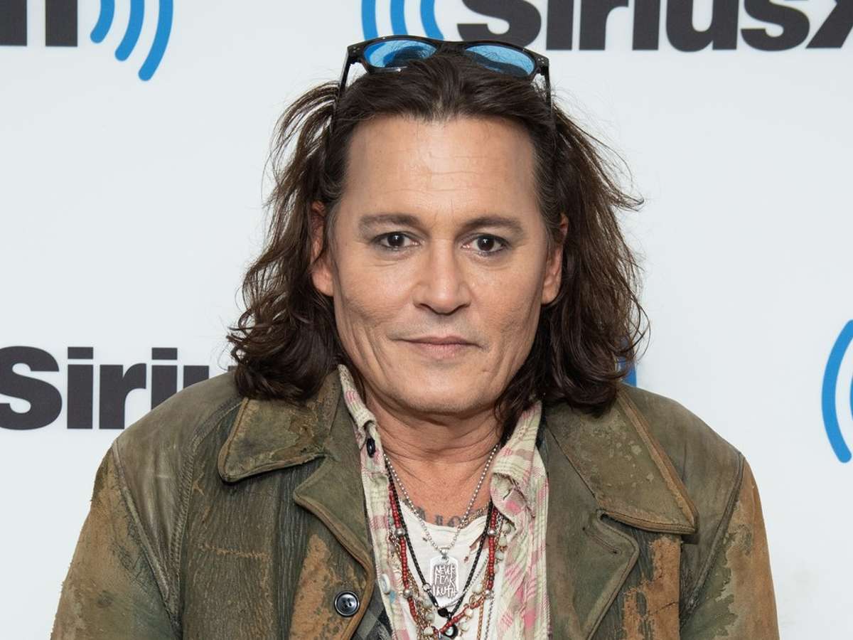 Jhonny Deep es visto en Nueva York con un drástico cambio de look